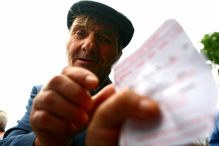 Sistemul de pensii din România. Cum funcționează Pilonul I, Pilonul II ...