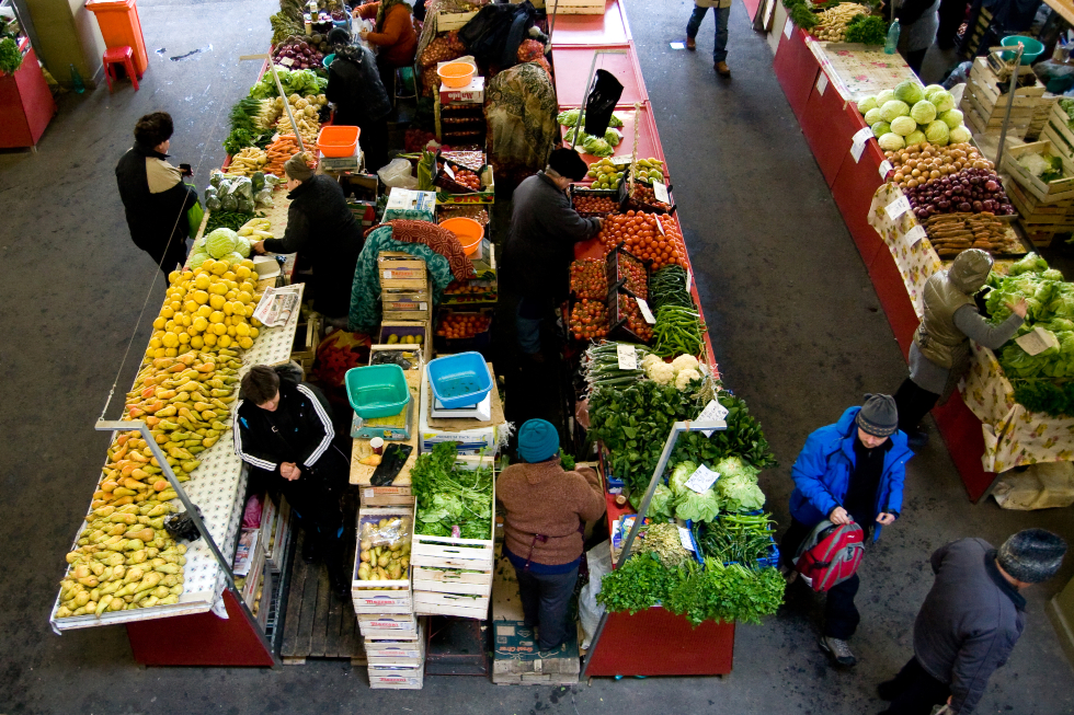 În ce piață din România se poate plăti cu cardul la tarabe - New Money