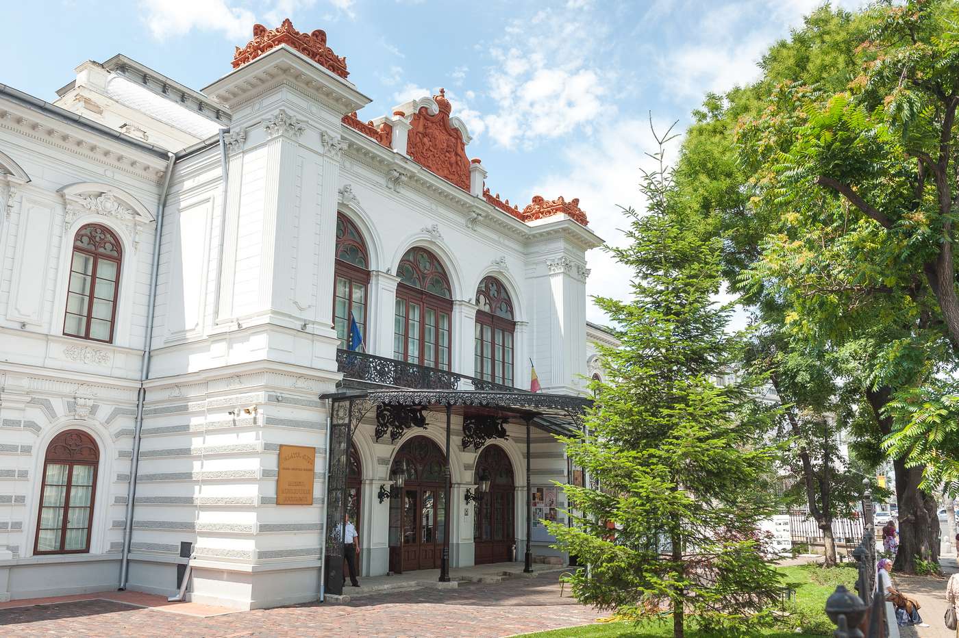 Top 10 cele mai importante muzee de vizitat în București (FOTO) - New Money