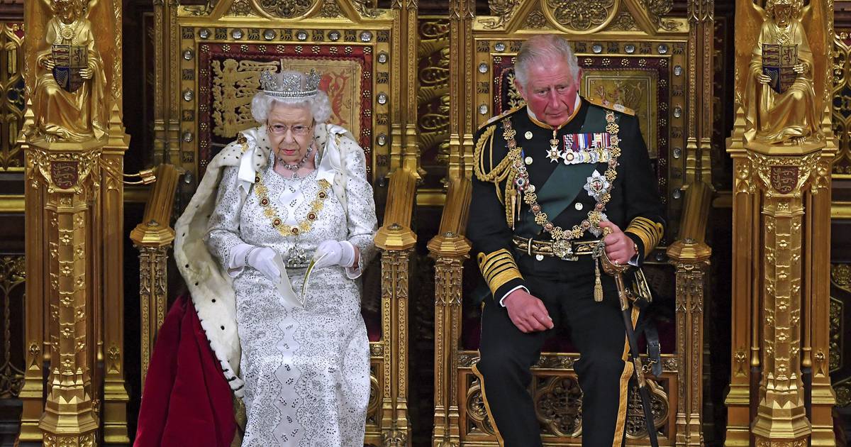 Regele Charles III, discurs emoţionant în plenul Parlamentului de la ...