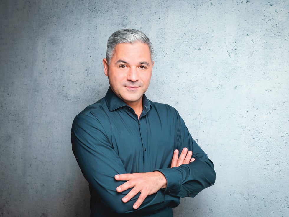 Povestea lui Ciprian Militaru, antreprenorul care aduce medicamente ce nu se găsesc în România ...