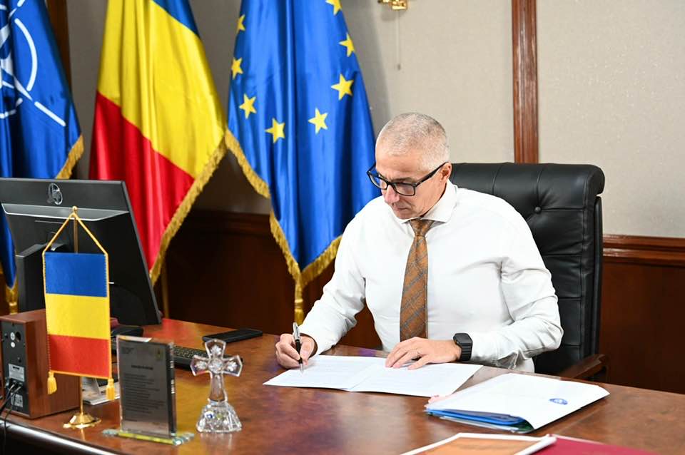 Ministrul Justiției, Radu Marinescu, respinge acuzaţiile că ar fi ...